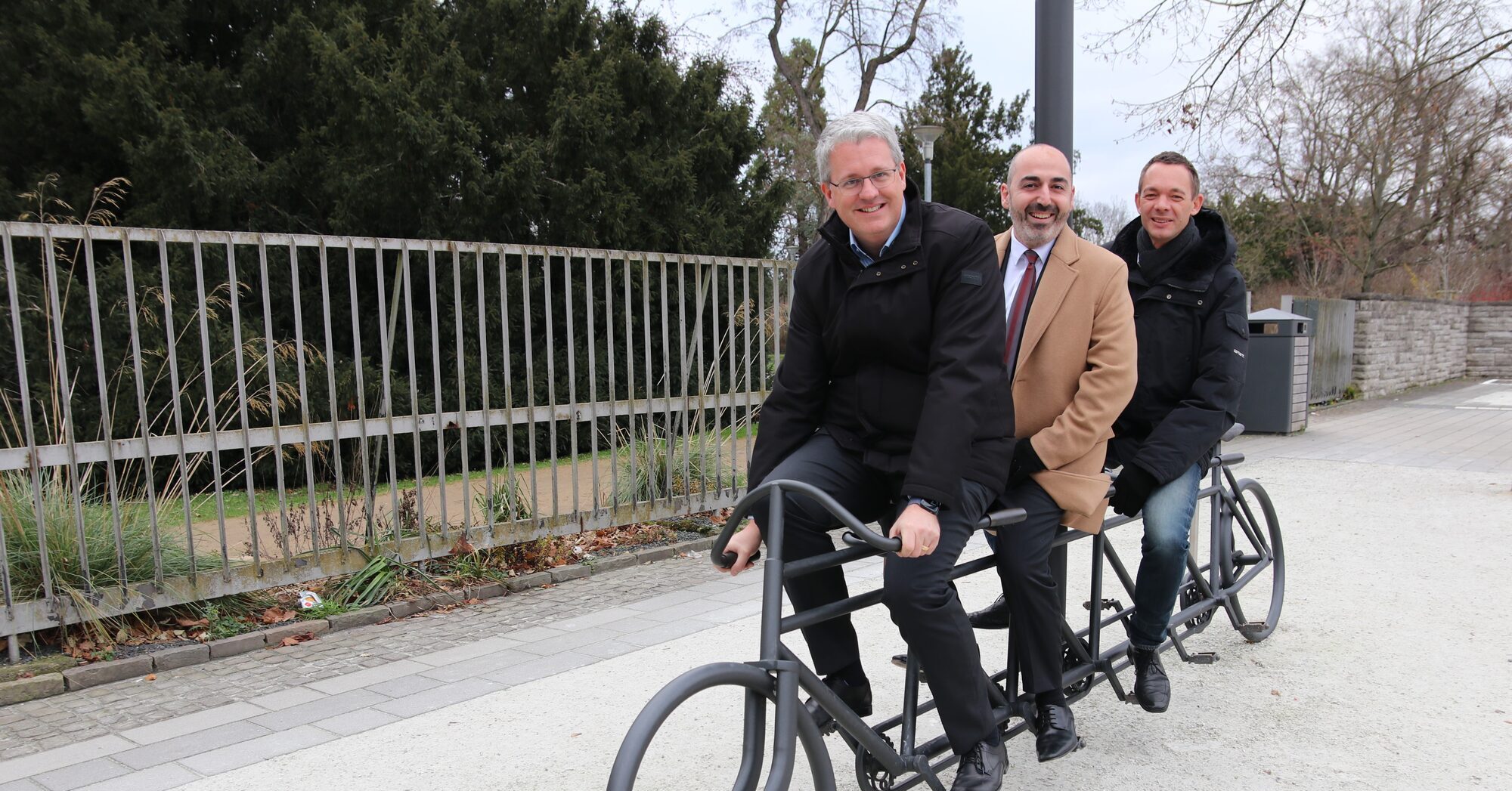 Führungstrio im Rathaus wieder komplett | Stadt Rüsselsheim